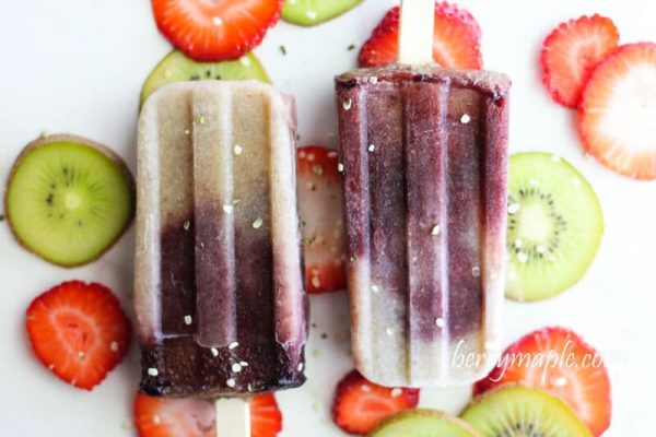 Apple juice fruit popsicles - Berry&Maple