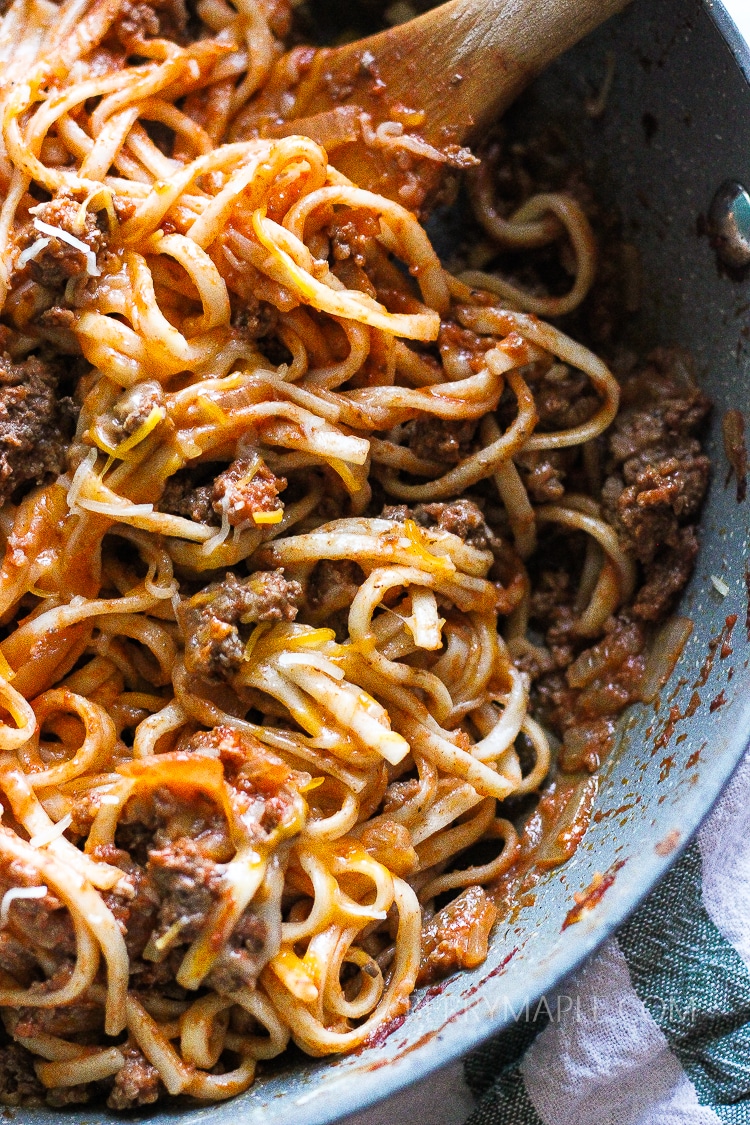 Cheesy Beef Udon - Berry&Maple
