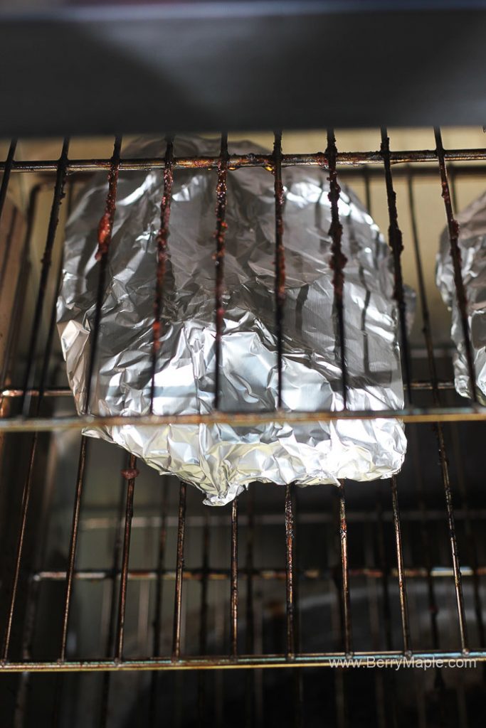 Electric smoker smoked baby back ribs (Video!) - Berry&Maple