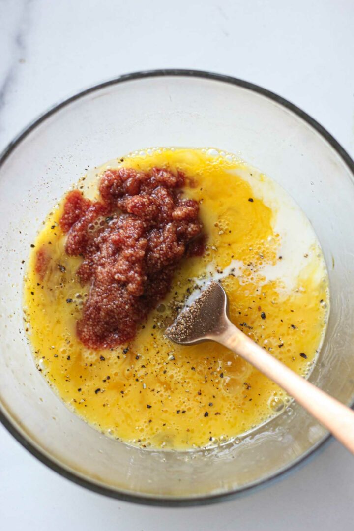 Shad roe scrambled eggs - Berry&Maple